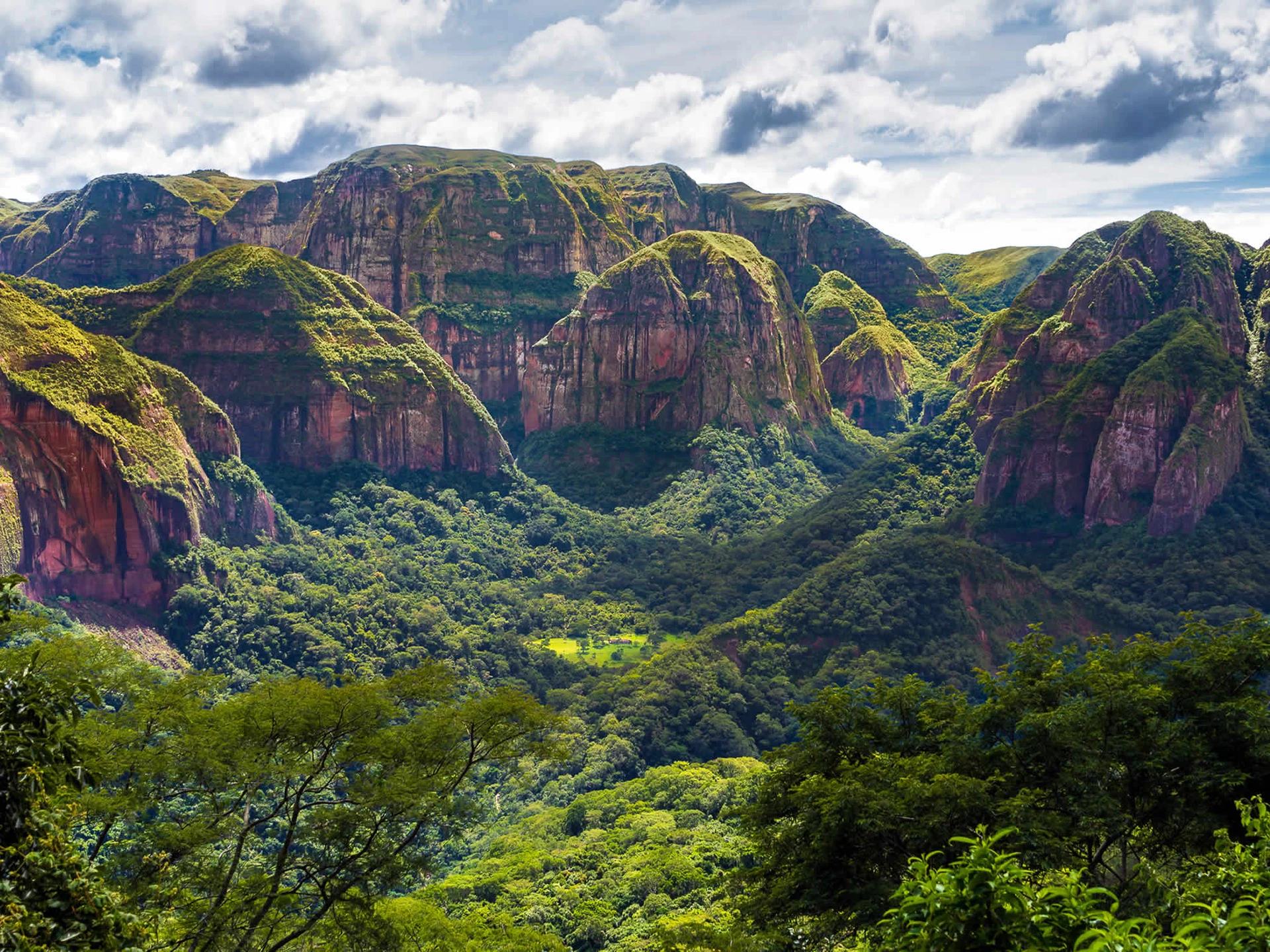 Amboro, Bolivia (National Park and Natural Area of Integrated ...